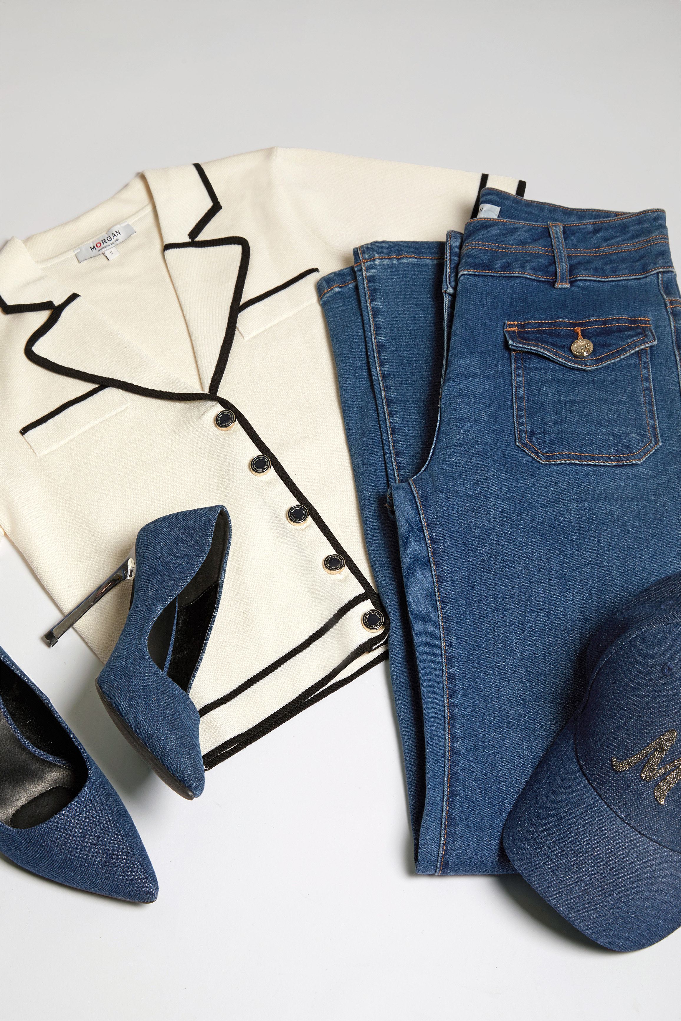 Comment créer une garde-robe capsule ? Guide complet et conseils | Morgan